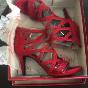 Impo Shoes | Vignette Leather Linen Sling Back Heel | Poshmark